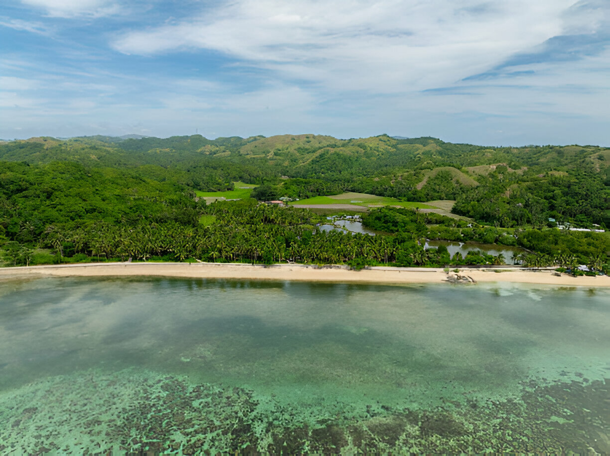 Exploring the Different Islands of Romblon